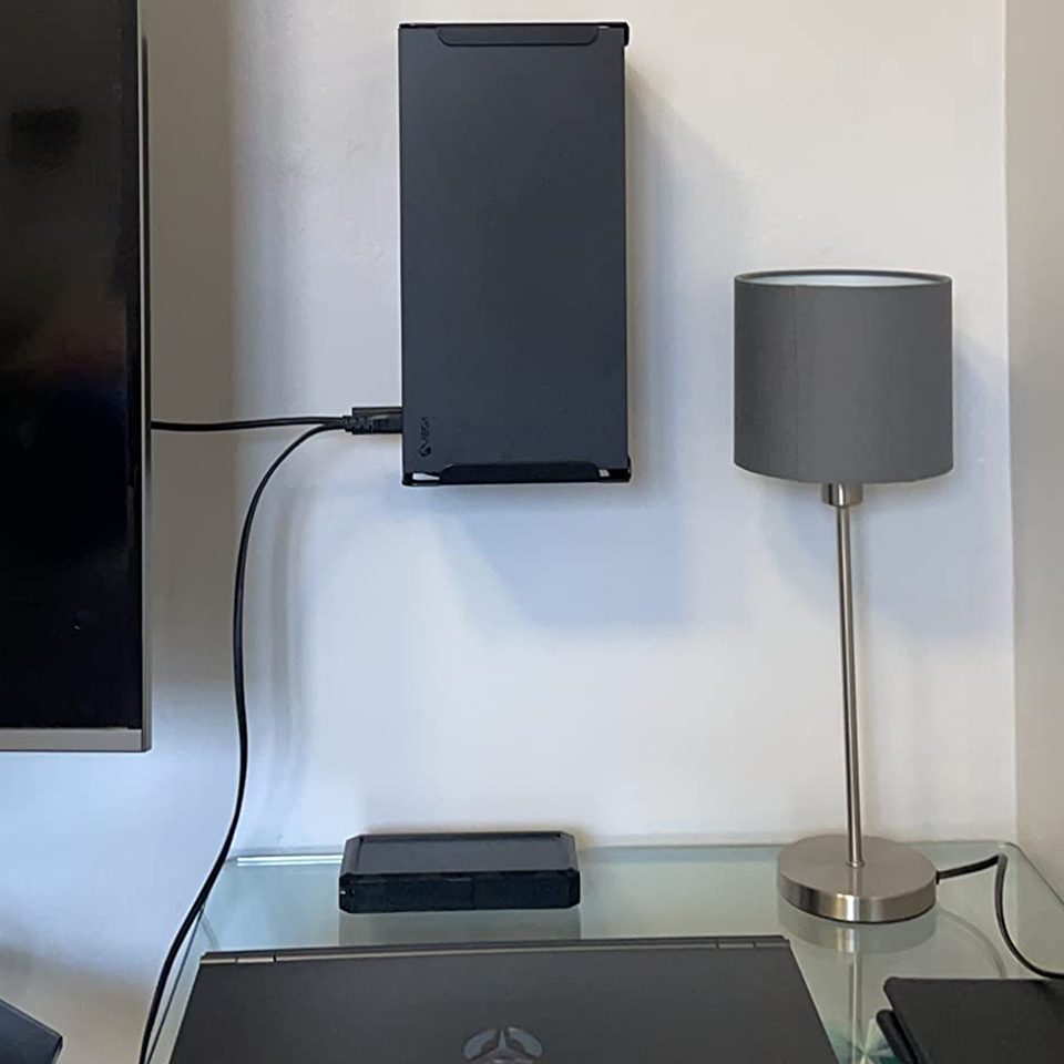 Unparalleled Gaming Elegance: Dynas Xbox Series X Wall Mount Solution ...